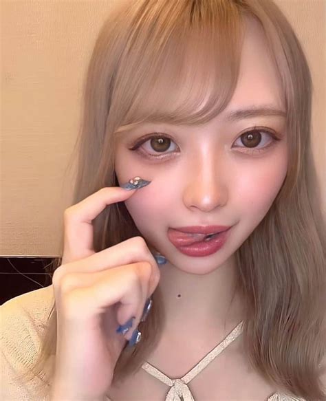 美女美容事情さんのインスタグラム写真 美女美容事情instagram 「《あっかんべー😜💖》⁠ ⠀⠀⠀⠀⠀⠀⁠⠀⁠⠀⁠⠀⁠⠀⁠ 今回ご