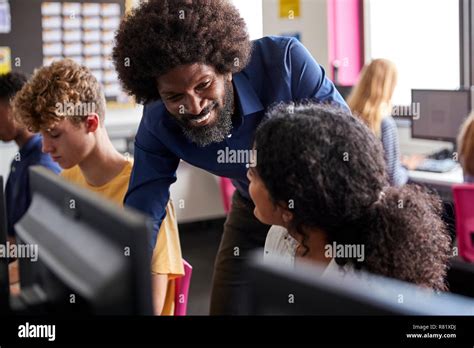 Lehrerin Klasse Stockfotos Und Bilder Kaufen Alamy