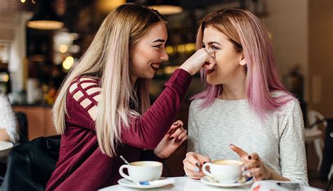 falling for someone the biggest signs of an emotional connection