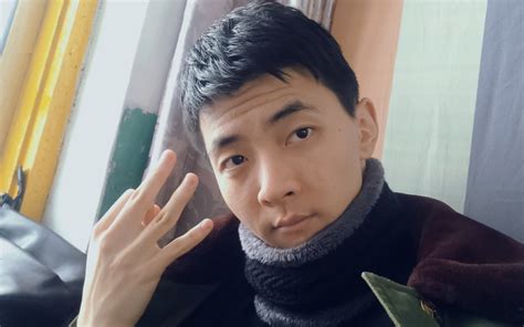 【中医】三句话让复旦大学老师相信中医，并开始养生。看高阶知识分子如何看待中医。 哔哩哔哩