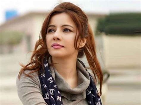 Pakistani Singer Rabi Pirzada Quits Showbiz Over Leaked Private Pics