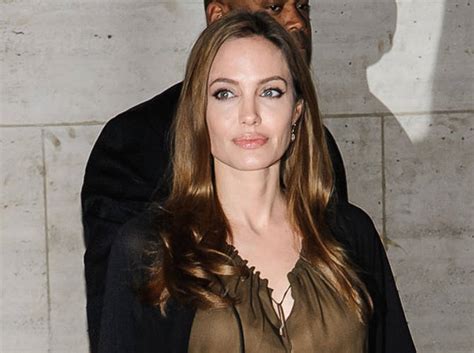 Angelina Jolie Has Double Mastectomy