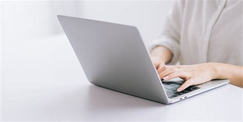 請求書の発行・受領管理をエクセルで行う方法｜よくある課題と解決策｜クラウド型販売管理システム「楽楽販売」で販売管理、受発注管理、売上管理業務を効率化