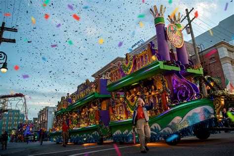 Universal Orlando Mardi Gras 2024
