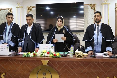 مناقشة رسالة ماجستير للطالبة سمية عبد الستار مشحن