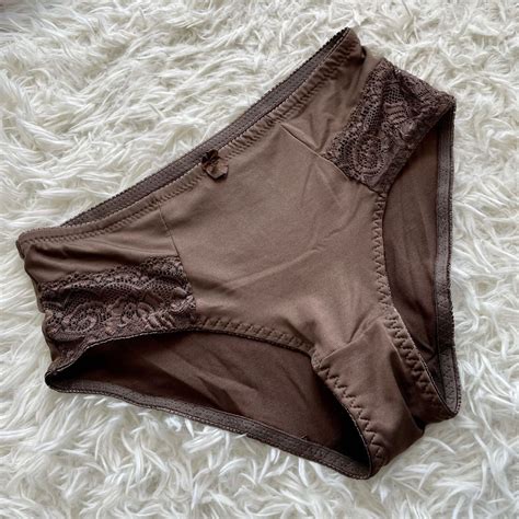 【新品】【すずか27歳 爆乳昼顔妻の勝負下着】タンス整理品 ショーツ パンティー 下着 セクシー ジャンク 訳あり シミ 毛玉 ヨレ スケスケ