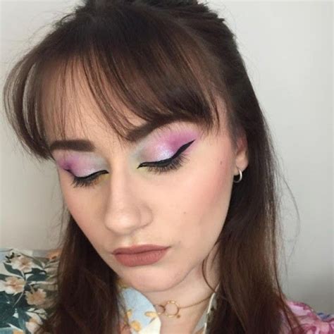 Fascinating Pastel Colors That Are Taking Over Summers Makeup Looks