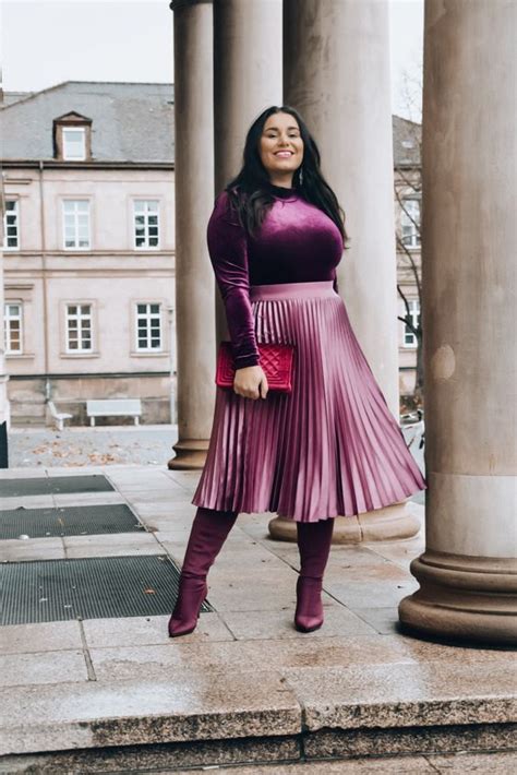 35 Cute Plus Size Christmas 2023 Outfit Ideas