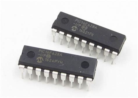 pic16f628a i p pic16f628a pic16f628 dip flash based 8 bit cmos