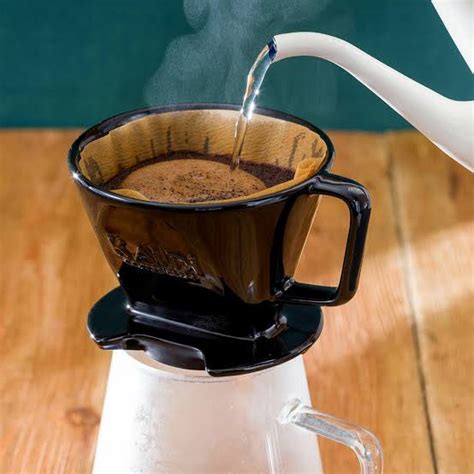 【r6年2月3日 土】コーヒー講座《内容》コーヒーインストラクターからおいしいコーヒーの淹れ方を学びます。ハンドドリップを使って参加者から