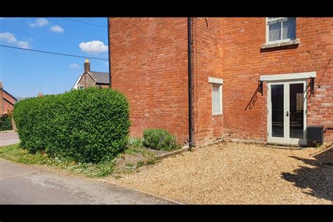Dilton Marsh Westbury 4 Bed Detached House High Street Ba13 To