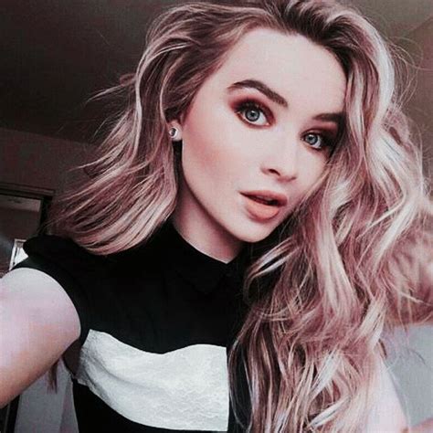 Icons Ongoing Sabrina Carpenter Wattpad