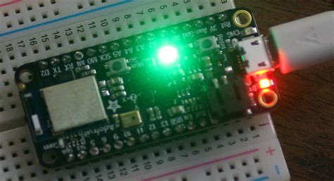 circuitpython 10行プログラミング step4 2 lチカ 電子工作の環境向上