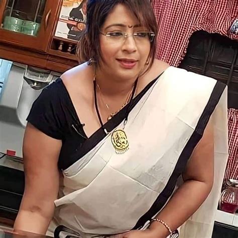 Nice Pick Cool Picks Vidya Balan Latest Sarees Nair Most Beautiful