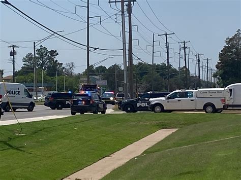 Police Searching For Suspect In Deadly Nw Okc Shooting