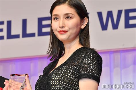 画像12 24 橋本マナミ、第2子妊娠発表 ふっくらお腹披露 モデルプレス