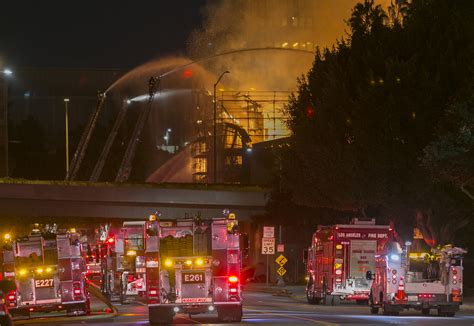Massive Fire In Downtown Los Angeles Wtop News