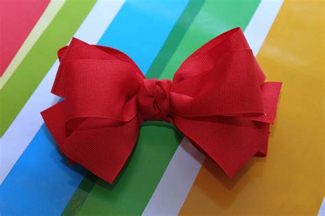 7 Easy Diy Hair Bow Tutorials Made On Maidstone