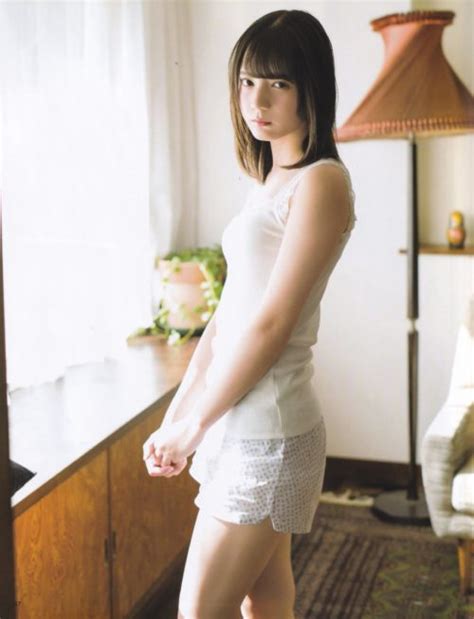＜日向坂46＞小坂菜緒 18 、初ソロ写真集発売決定！「ドキッとする大人の色気」初の水着姿も 芸能・気になるなる速報