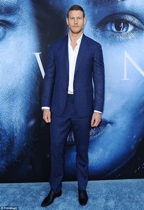 Got Star Tom Hopper Ok With Jon And Daenary Incest Scene Daily Mail