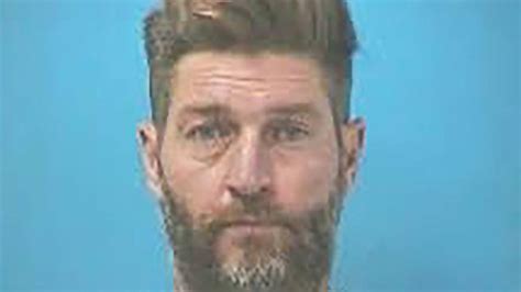 Ex Nfl Star Jay Cutler Offered Crash Victim Four Figure Sum To Not