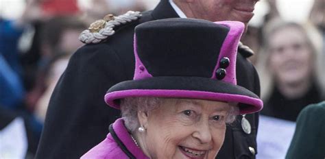 La Reina Isabel Ii Celebra 65 Años En El Trono Británico