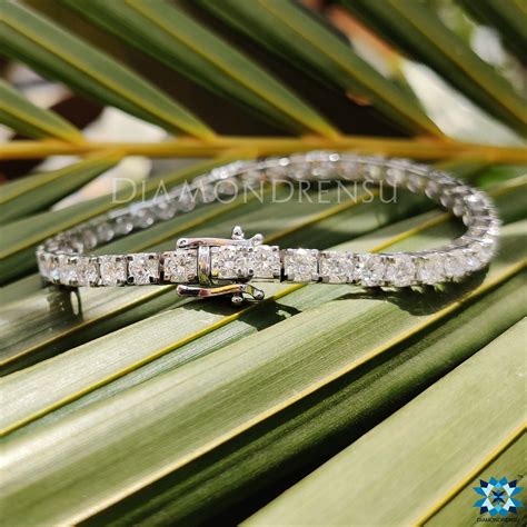 4 00 Mm Round Colorless Moissanite Tennis Bracelet Box Lock Etsy