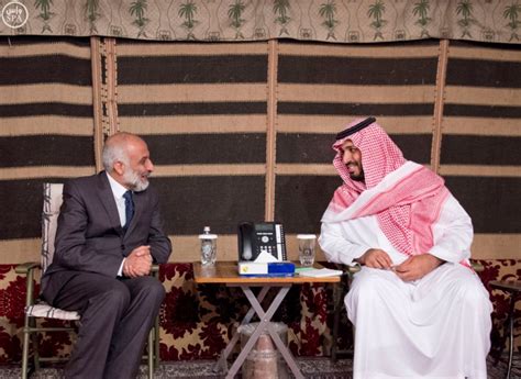 ولي ولي العهد يبحث مع وزير دفاع أفغانستان التعاون في مكافحة الإرهاب