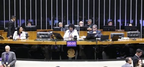 Câmara Aprova Aumento De Pena Para Crime Com Uso De Ia Contra A Mulher