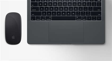 how to use trackpad and mouse at the same time on macbook