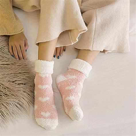 1pair Women Long Winter Warm Socks Coral Fleece Bed Sleep Socks Lined
