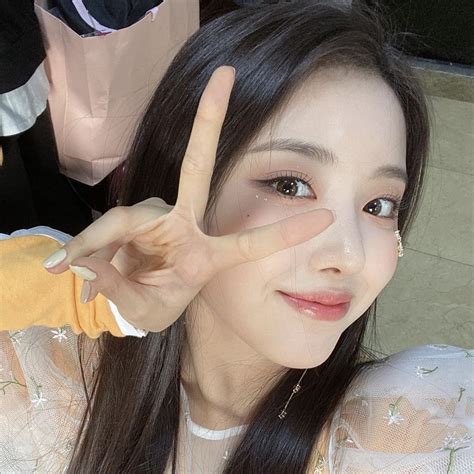 Kim Jiwoo Nmixx Selca Icon Pfp Kpop Cute Korean Girl Kpop Icon