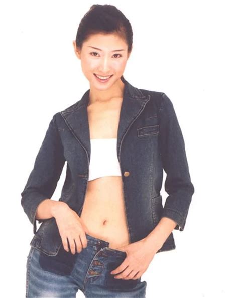 李霞 hui by birth han by choice after she become famous host celebrity