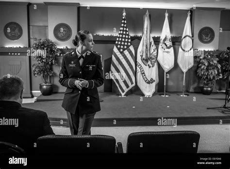 Arlington Virginia Usa 31st Mar 2014 Us Army Pfc Natasha Schuette