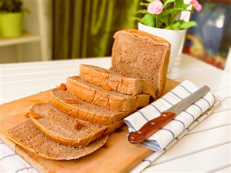 Resipi Roti Coklat Dengan Kismis Yang Mudah Dan Sangat Gebu Menggunakan