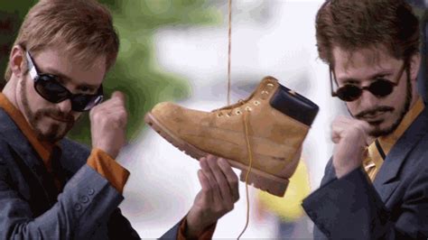 here s what your shoe style says about your sex life pretty52