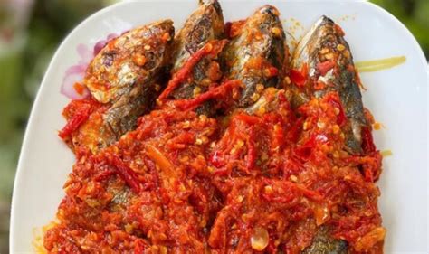Rekomendasi Menu Makan Siang Balado Ikan Kembung Ini Resepnya