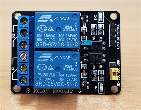 how to use 5v relay on arduino