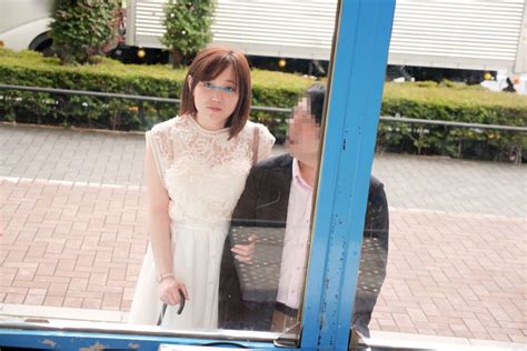 マジックミラー号ハードボイルド 1秒に19回の激ピスマシンバイブで人生初のポルチオイキを体験して潮を吹きまくった彼女さんはデート中の彼氏を