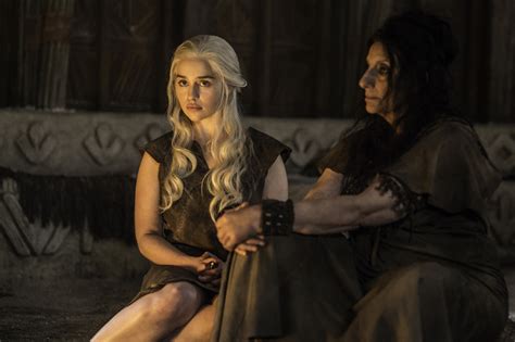 Game Of Thrones Women Daenerys And Sansa Take Over Time