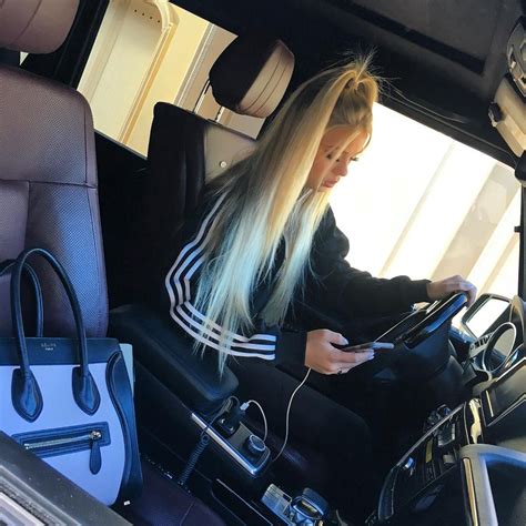 18 3 Mil Curtidas 73 Comentários Kaylyn Slevin Kaylynslevin No