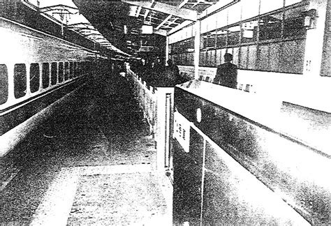ホームドアの歴史！ 日本で初めて設置されたのは1974年！ T Log