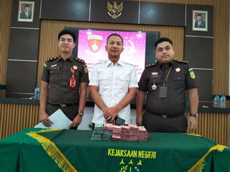 Tersangka Korupsi Btt Bpbd Seluma Kembalikan Kerugian Negara Garuda