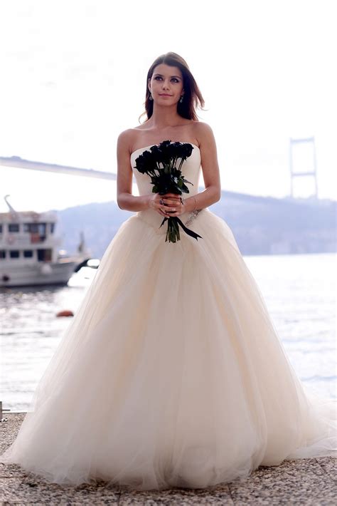 Most Pretty Women In World 20 Most Beautiful Women 2019