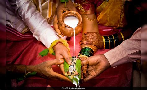 Hindu Marriage Not Valid Unless Performed With Requisite Ceremonies