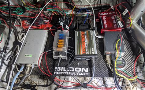 raspberry pi helps racer master the track hackaday