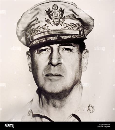 Us General Douglas Macarthur World War Ii Douglas Macarthur 1880