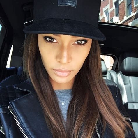 The Car Selfie Joan Smallss Selfies Popsugar Latina Photo 10
