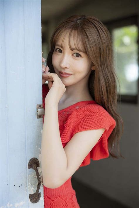 三上悠亜、ラスト写真集発売決定「最後にして最高のsexy写真集」 モデルプレス