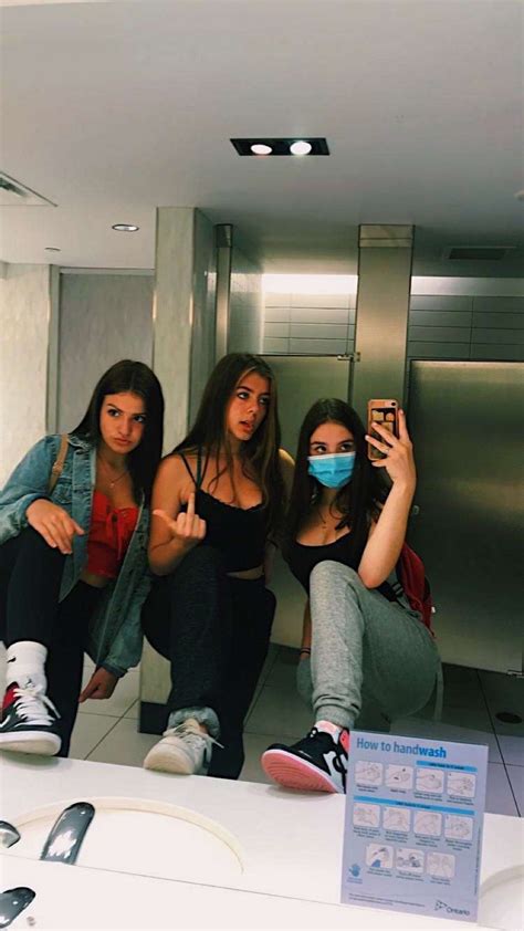 Pin By Brooklyn Newman On Best Friend Poses Best Friend Poses Friend